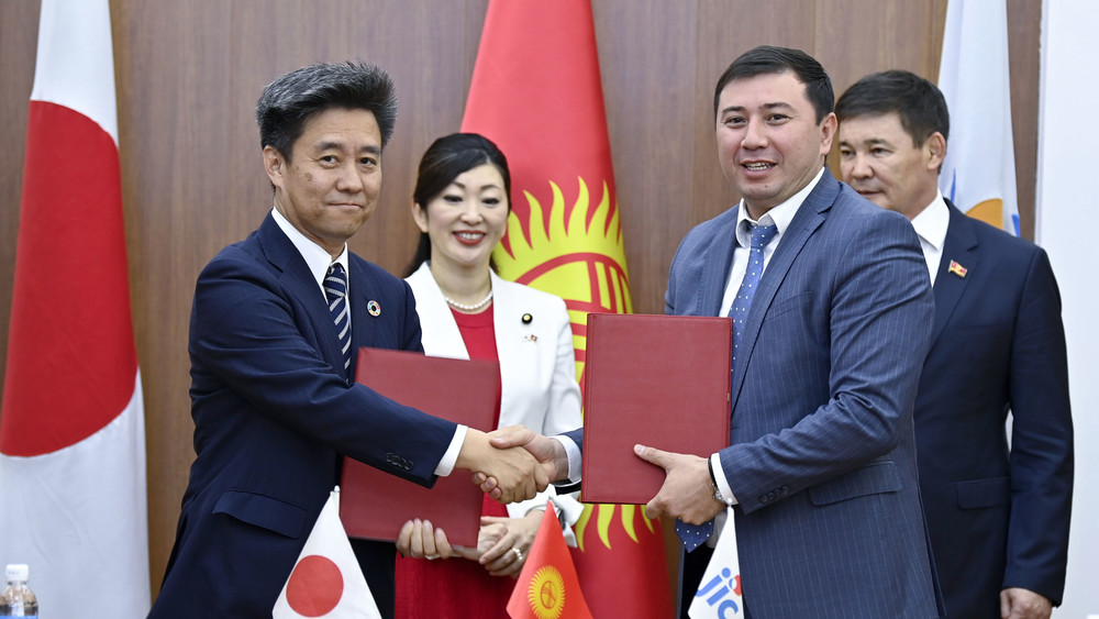 Представители Кыргызстана и Японии подписали соглашение о