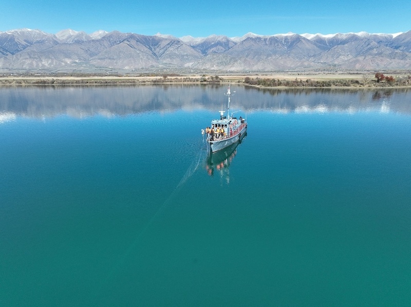 Lake Issyk-Kul cleared of illegal fishing nets - AKIpress News Agency