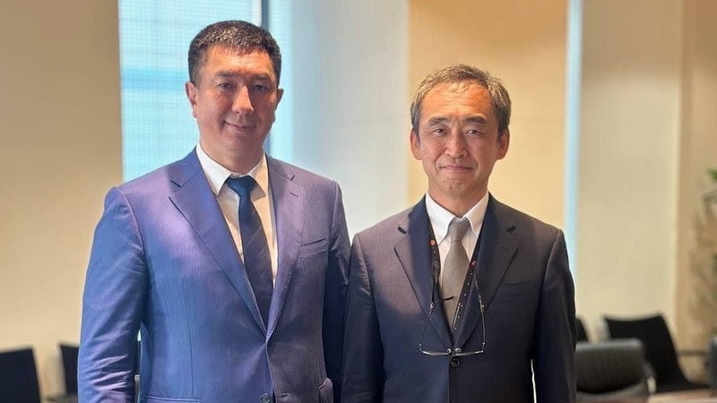Transport Minister Tekebaev discusses financing of road projects, Michi ...