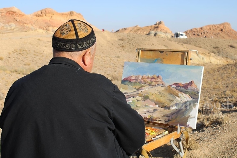 Osh Regional Art Museum artists capture beauty of Madigen nature park ...