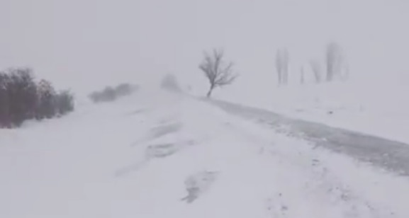 Turmush На севере Иссык Куля пурга отрезала село от цивилизации Видео