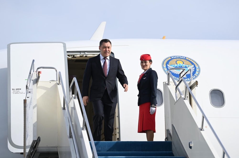 President Tokayev meets President Japarov upon arrival in Astana ...