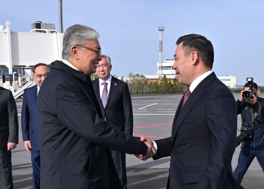 President Tokayev meets President Japarov upon arrival in Astana ...
