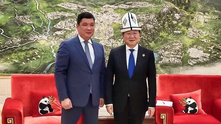 Mayors of Bishkek, Chengdu discuss cooperation - AKIpress News Agency
