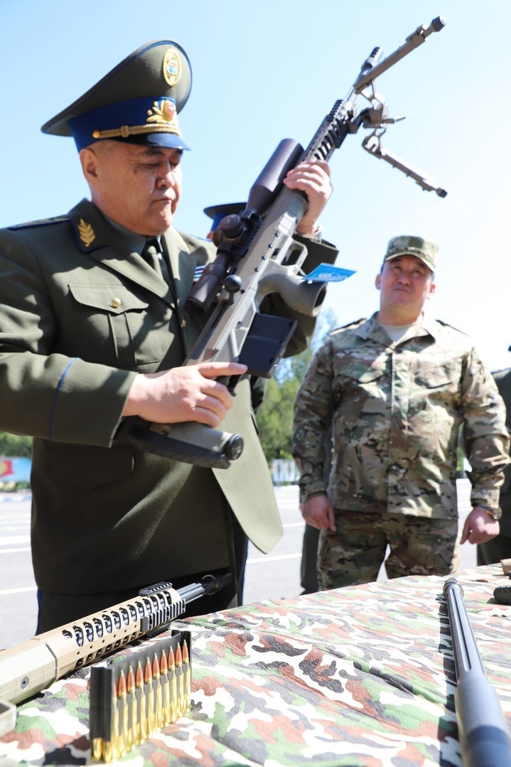 Tashiyev saw new weapons of Alfa special purpose forces - AKIpress News ...