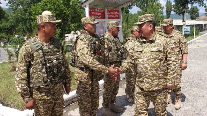 First Deputy Defense Minister checks military units of Southwestern ...